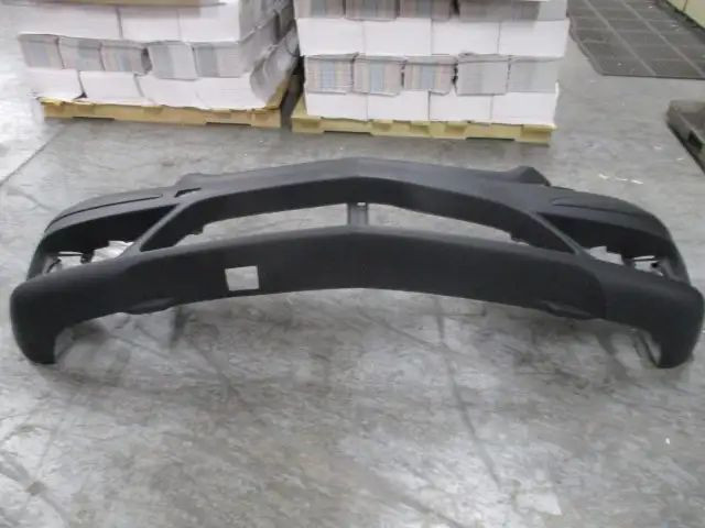 2006 2007 2008 2009 Mercedes R Class R350 R500 AMG Sport Front Bumper Cover