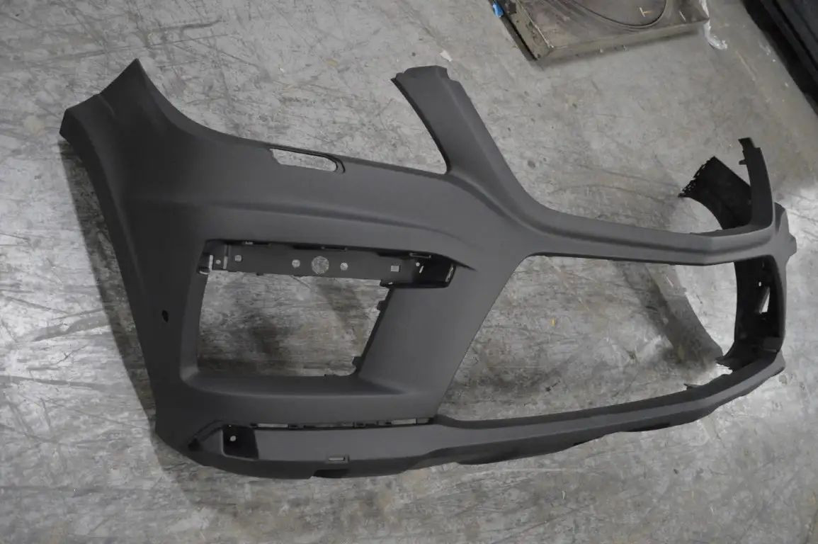 2013 2014 2015 2016 Mercedes GL550 GL63 AMG SPORT Front Bumper Cover