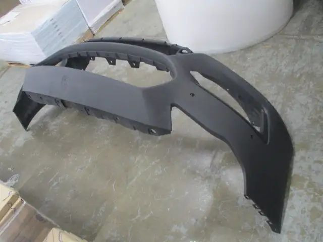 2018 2019 2020 Maserati Quattroporte GTS SQ4 Front Bumper Cover